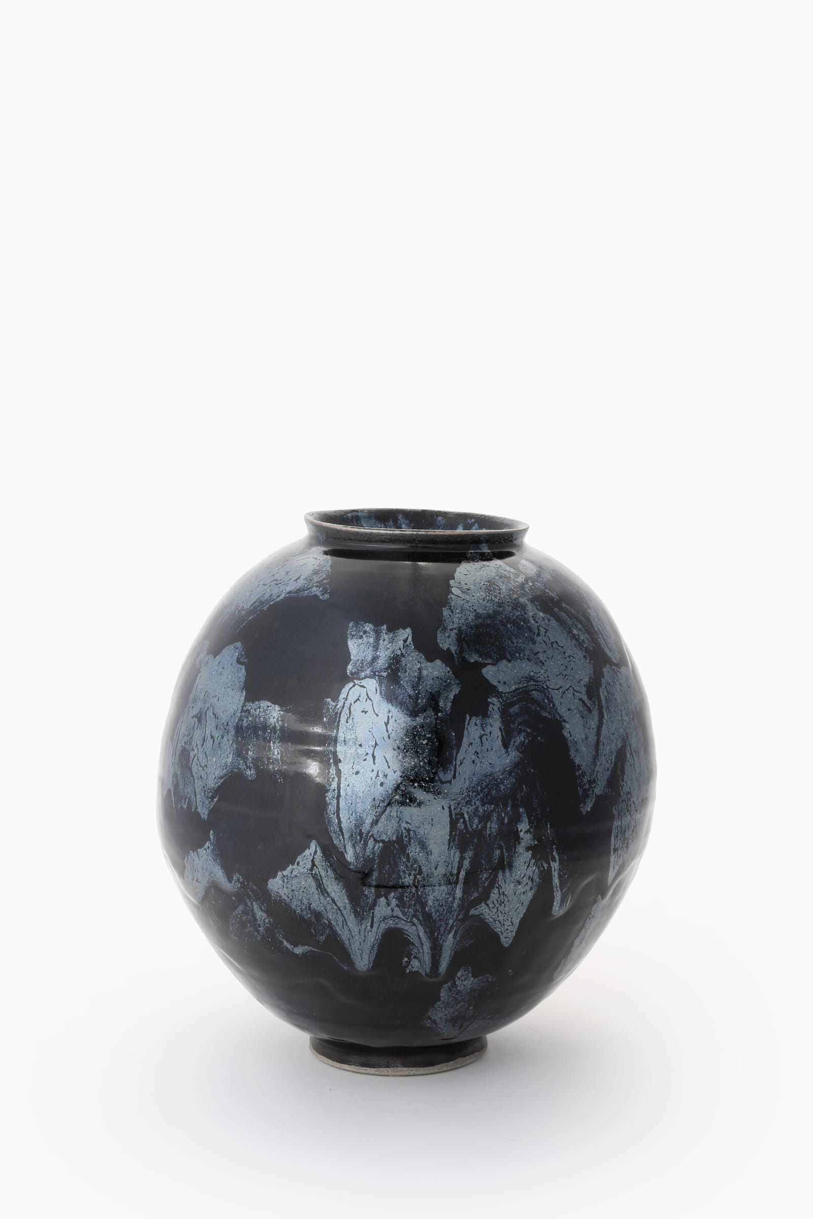 Kim Sy-young, Moon Jar, 2024 | hancollection