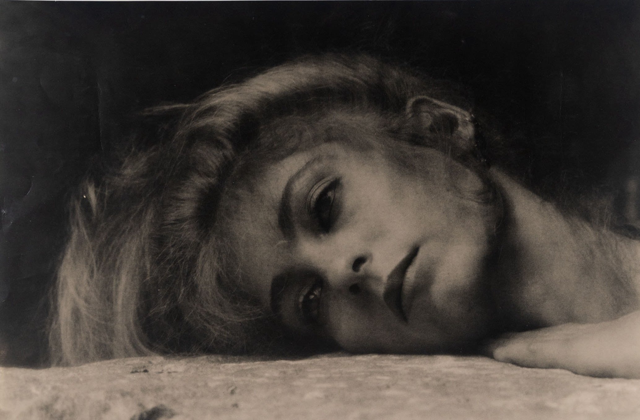 Deborah Turbeville, Victoria Guinness, Italian Vogue, 1982 | Michael ...