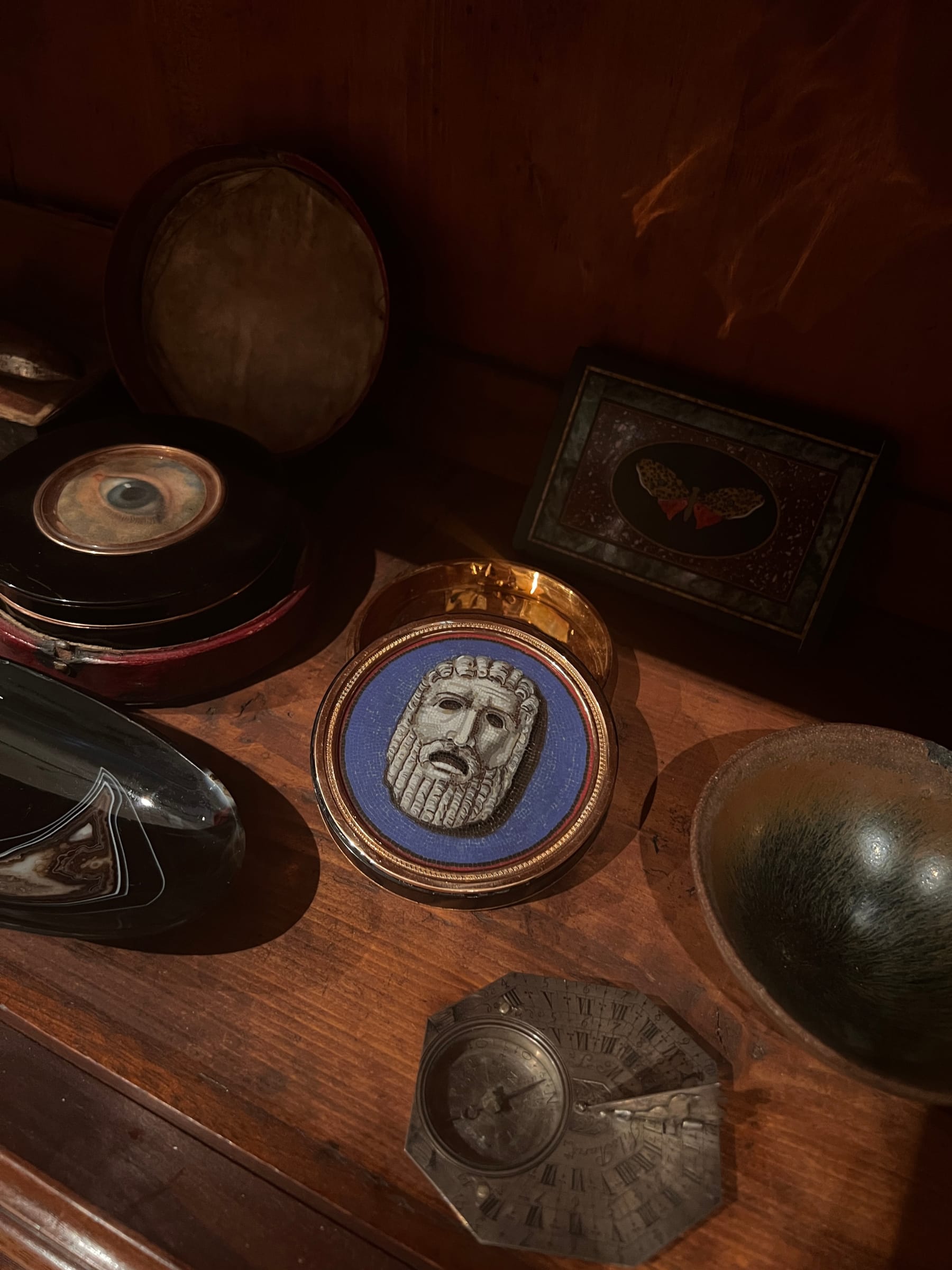 *, A micro mosaic, gold, and lacquer box, circa 1800 | Symbolic & Chase