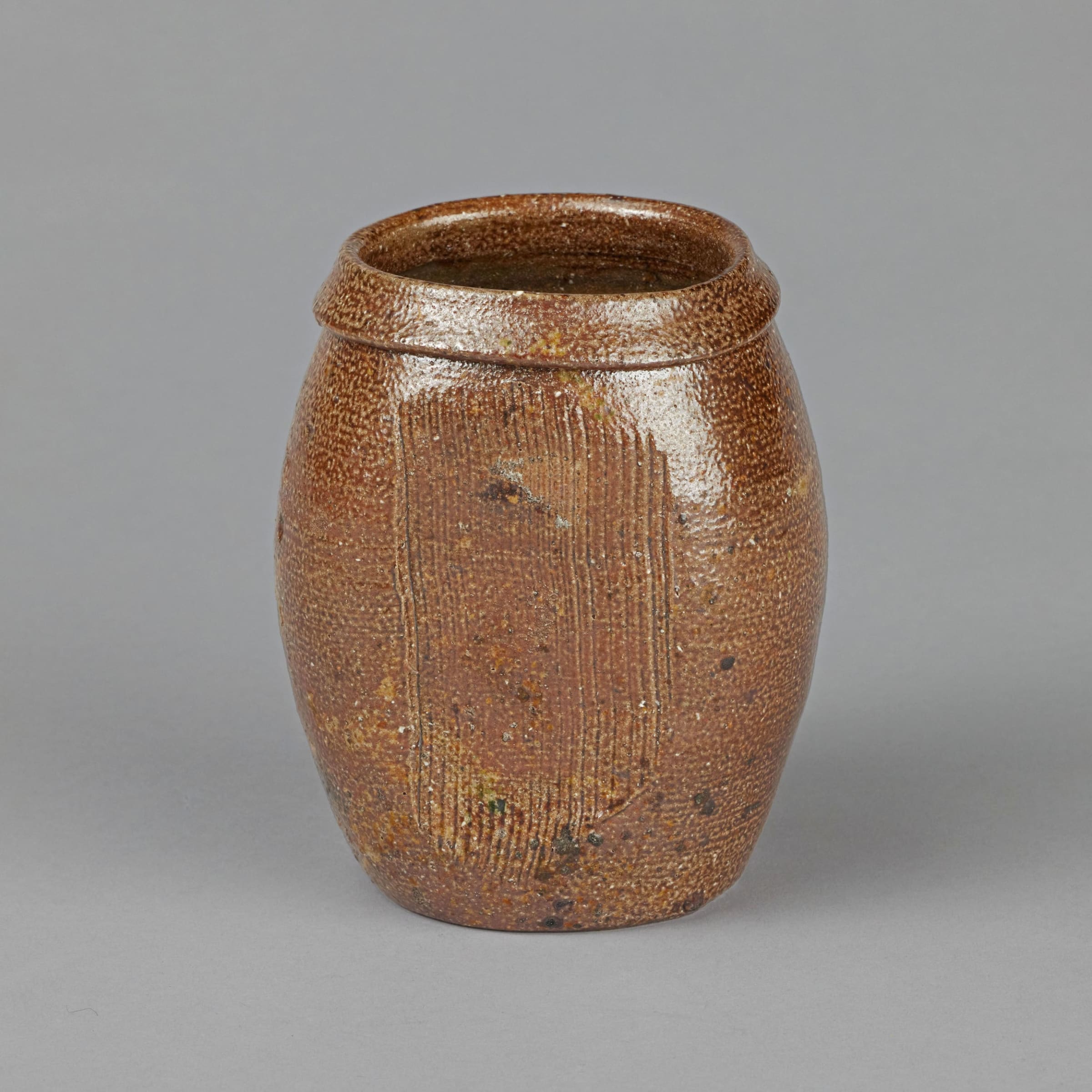 Janet Leach, Combed vase | Willoughby Gerrish Ltd