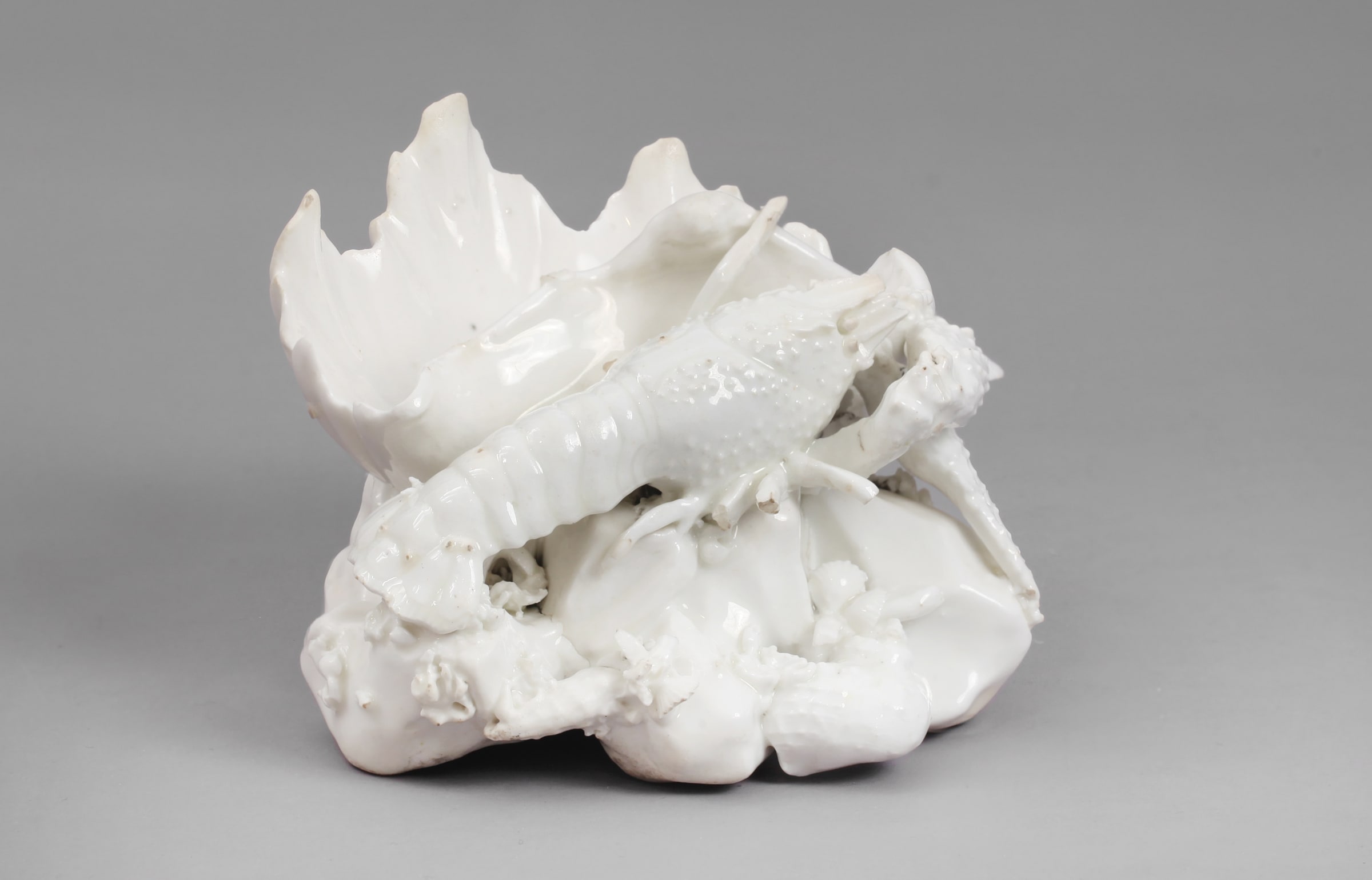 An extremely rare and early Pair of Chelsea Porcelain Crayfish Salts of ...