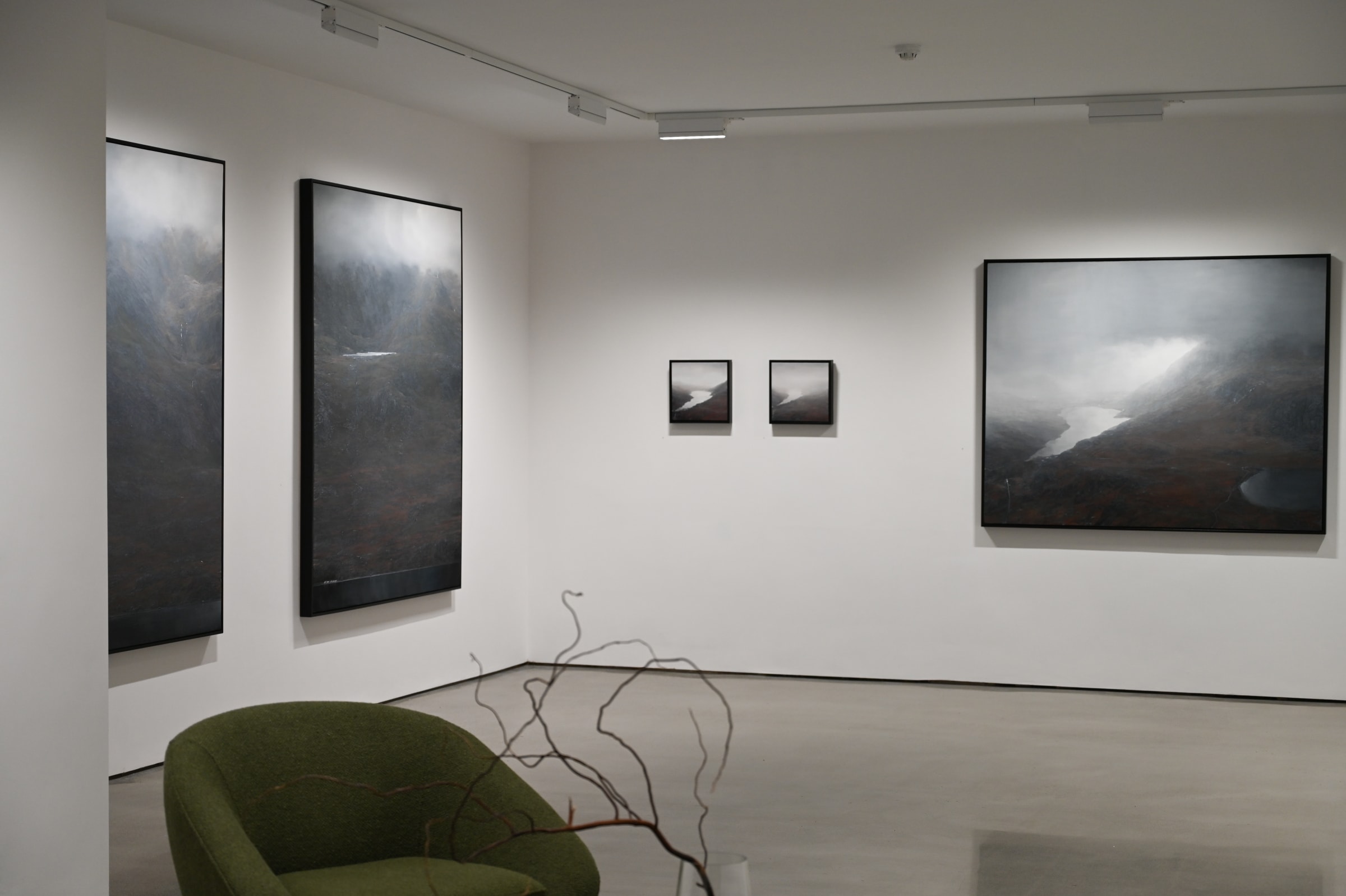 Daniel Crawshaw 'Valley Roads' | Celf Gallery