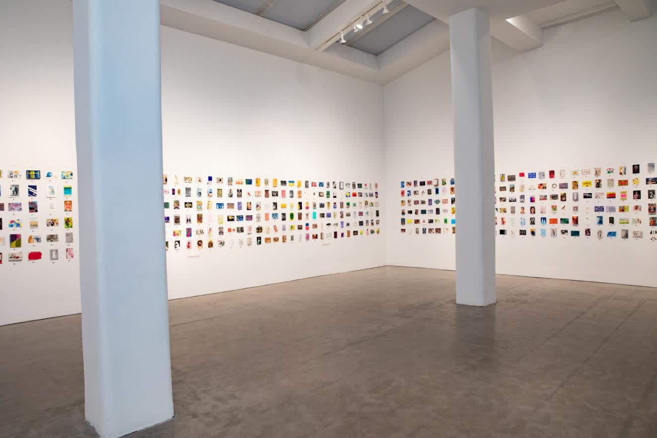 VISUAL AIDS PRESENTS THE 27TH ANNUAL POSTCARDS FROM THE EDGE BENEFIT AT ...