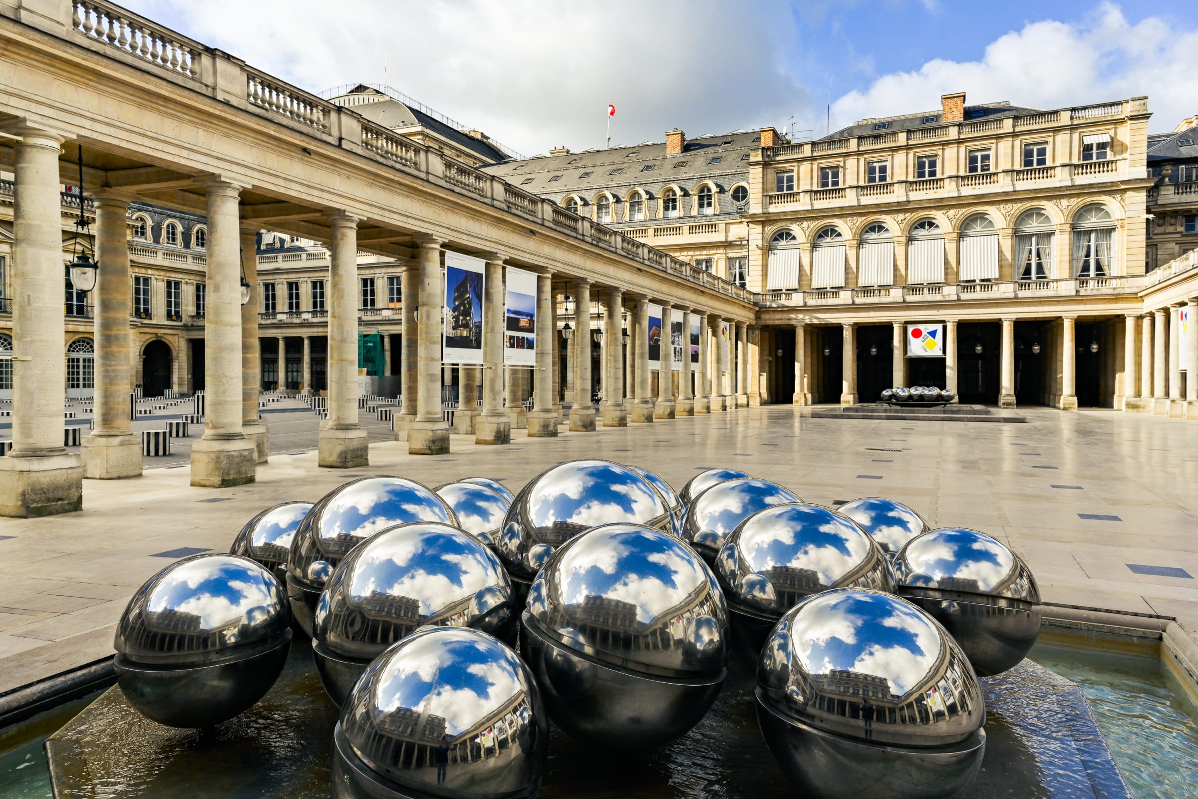 Cuturi Gallery opens in Paris in the heart of the Palais-Royal, at 24 Galerie Montpensier