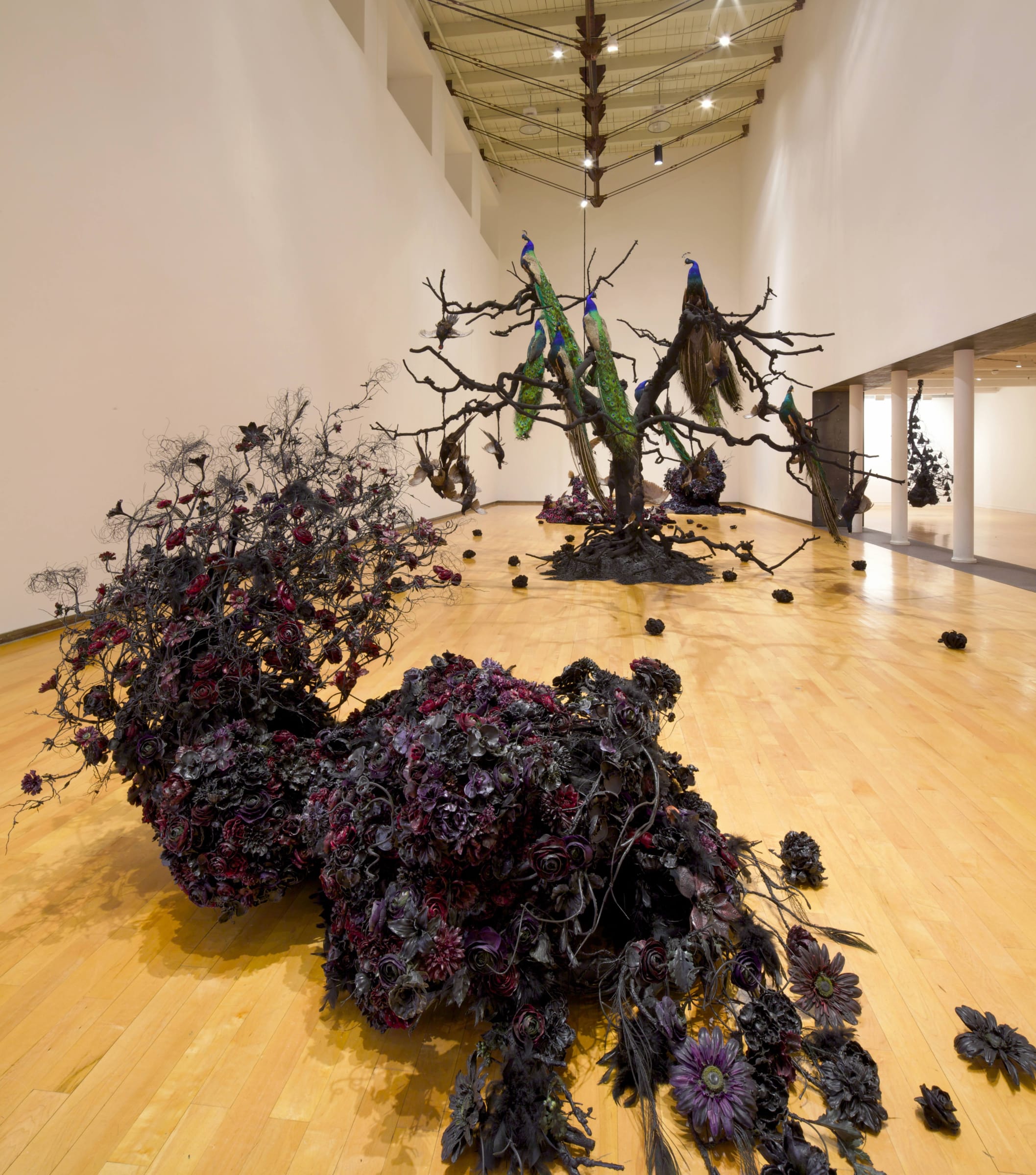 Petah Coyne | Galerie Lelong