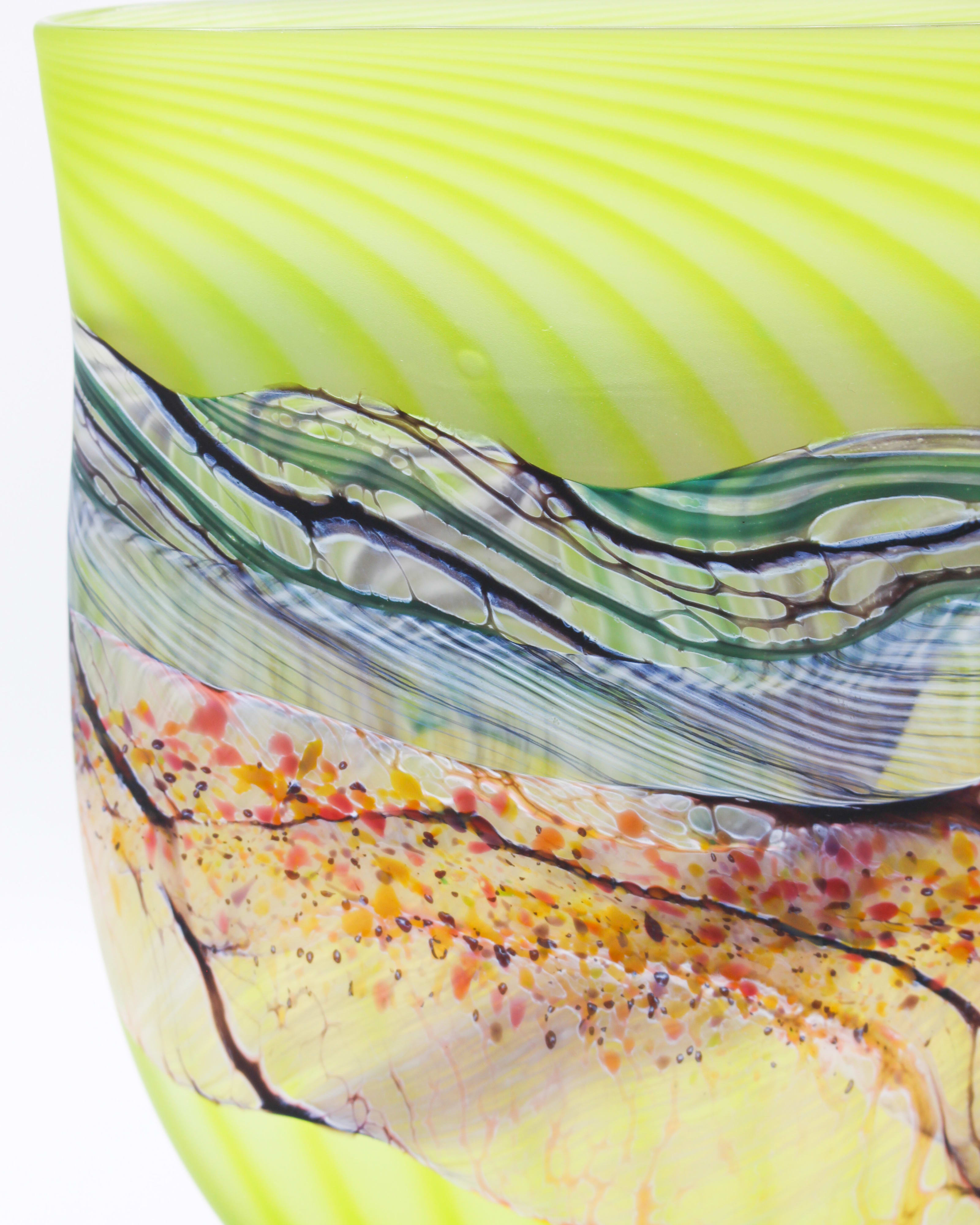 Thomas Petit, Samphire L/Medium Flat Vase, 2025 | Contemporary Applied Arts