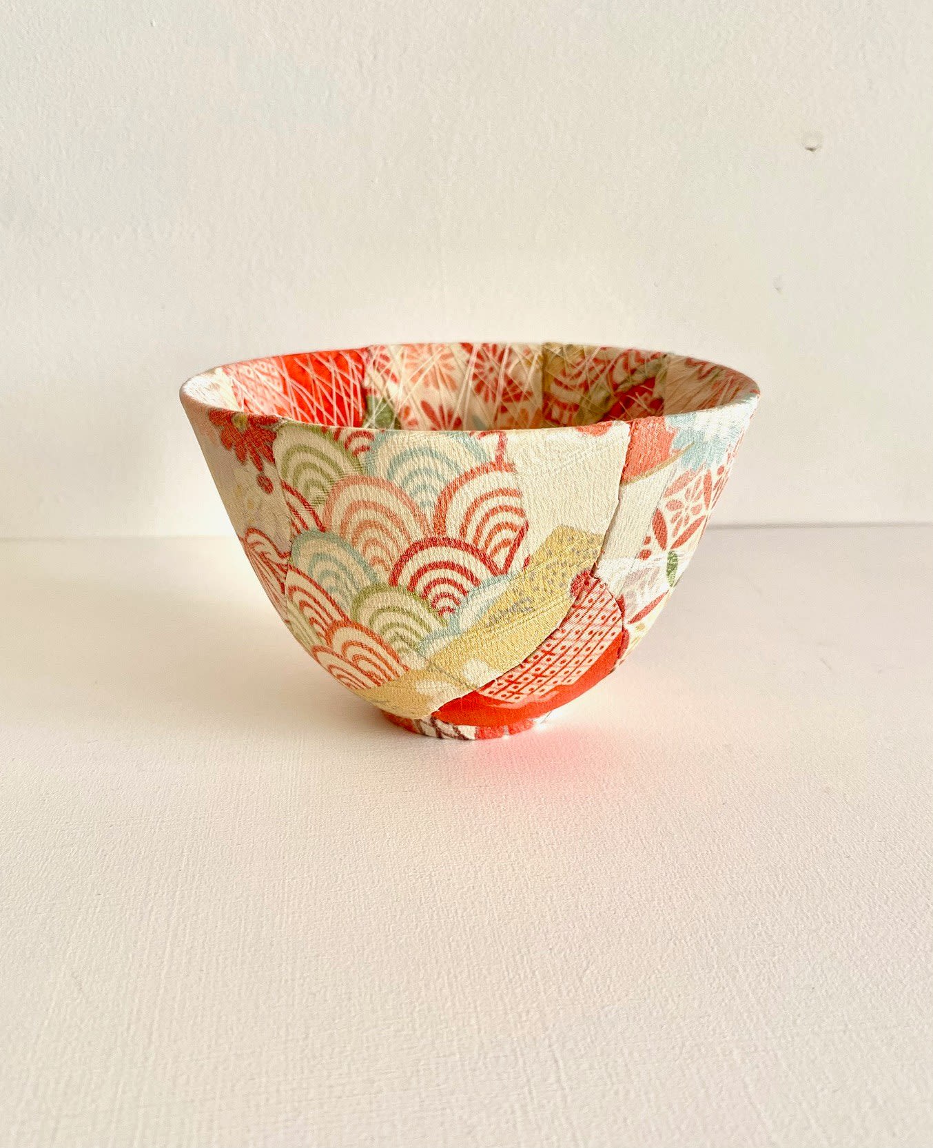 Zoe Hillyard, Pink Kimono Bowl, 2025 | Contemporary Applied Arts
