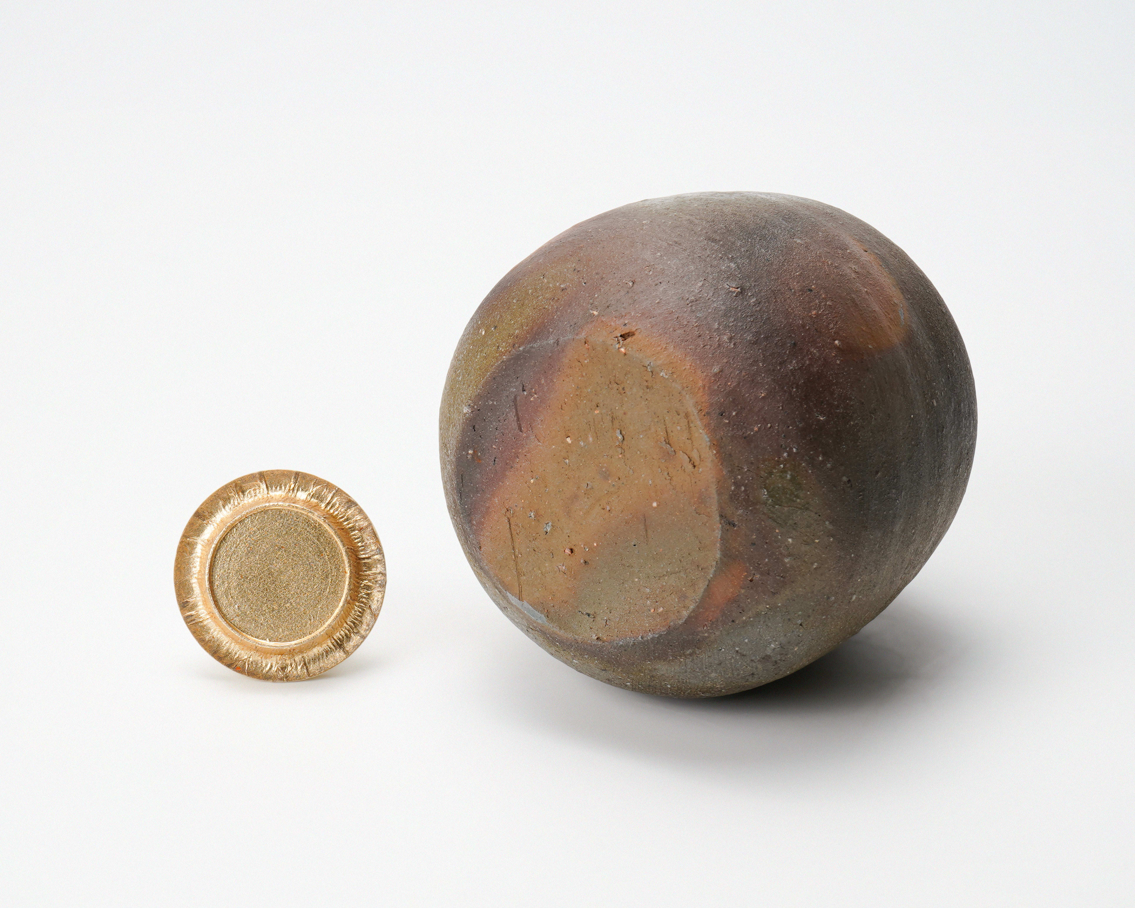 Kaneshige Michiaki 金重道明, Ibe tea caddy | Dai Ichi Arts | Japanese ...