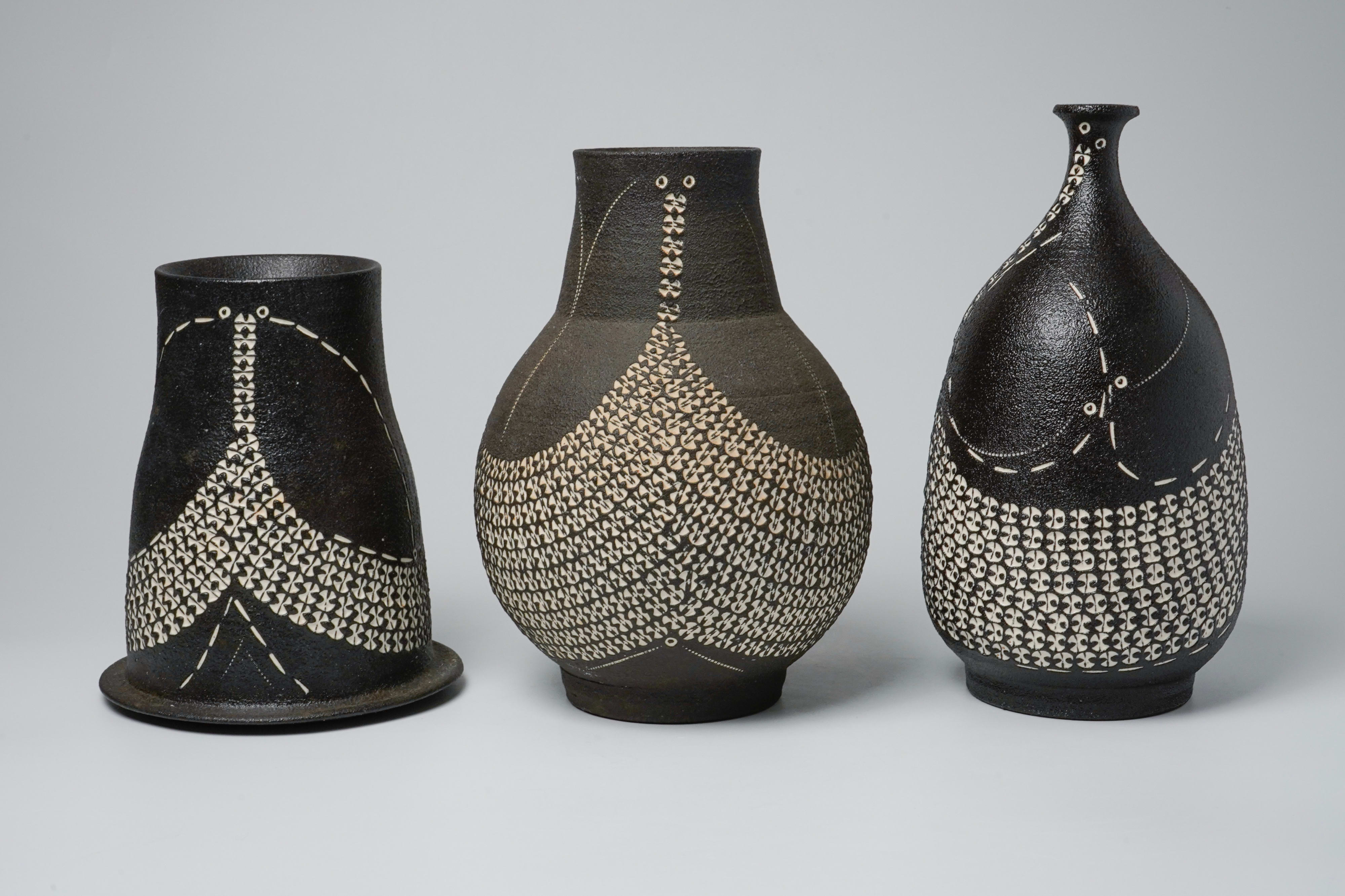 Kondo Yutaka 近藤豊, Flower Vase with Slip Stencil | Dai Ichi Arts ...