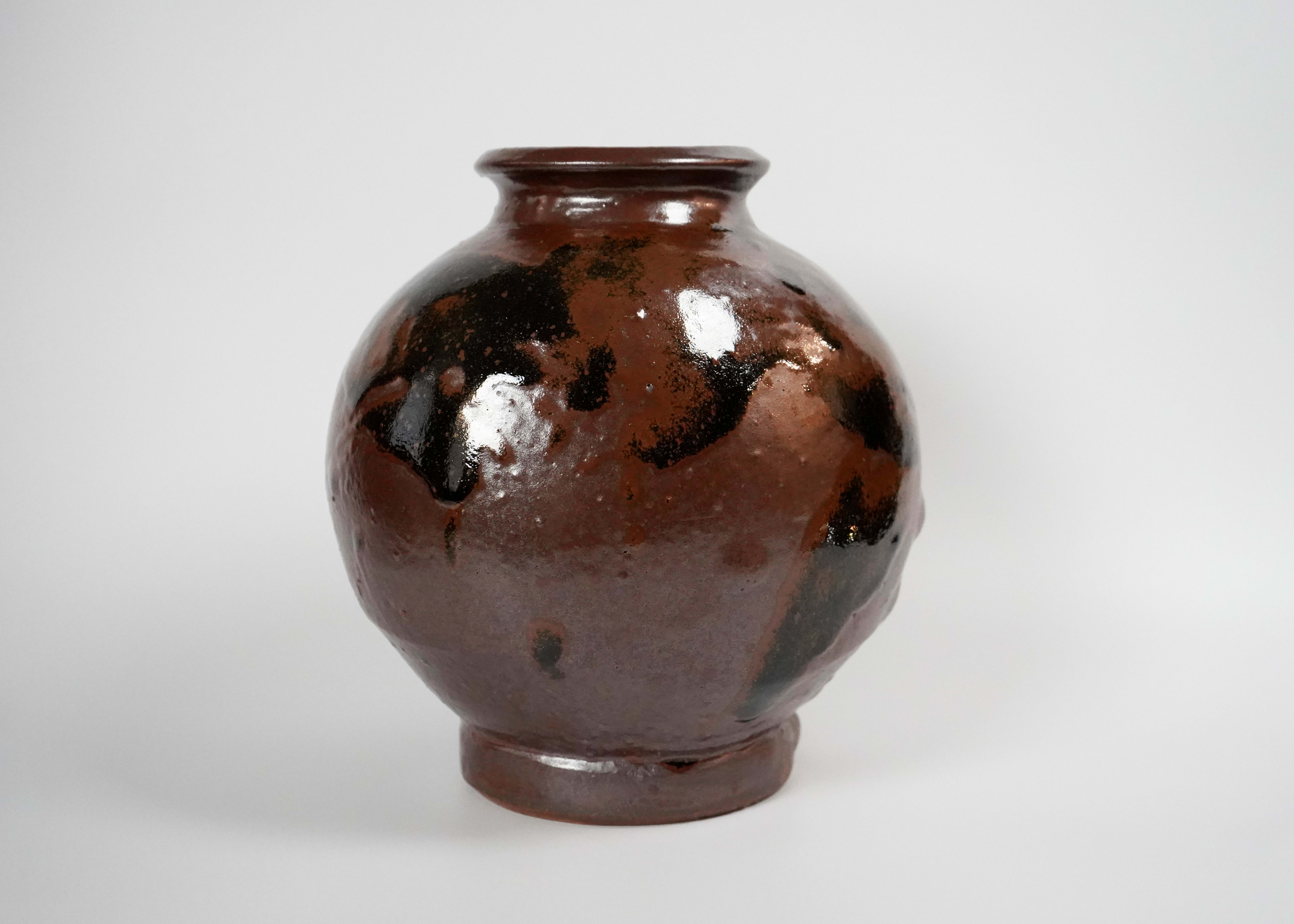 Murata Gen 村田 元, Jar with Persimmon Glaze 扁壺 | Dai Ichi Arts | Japanese ...