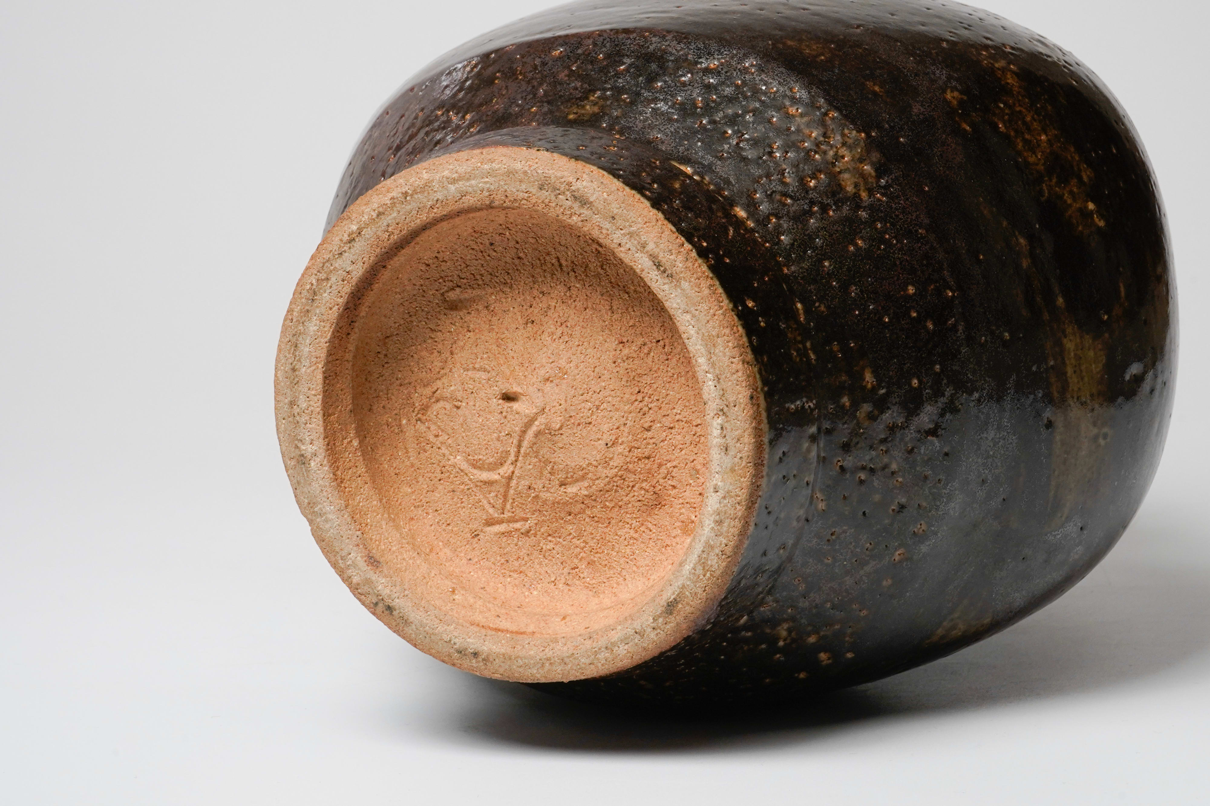 Murata Gen 村田 元, Iron glazed flat jar 鉄砂扁壺 | Dai Ichi Arts | Japanese ...
