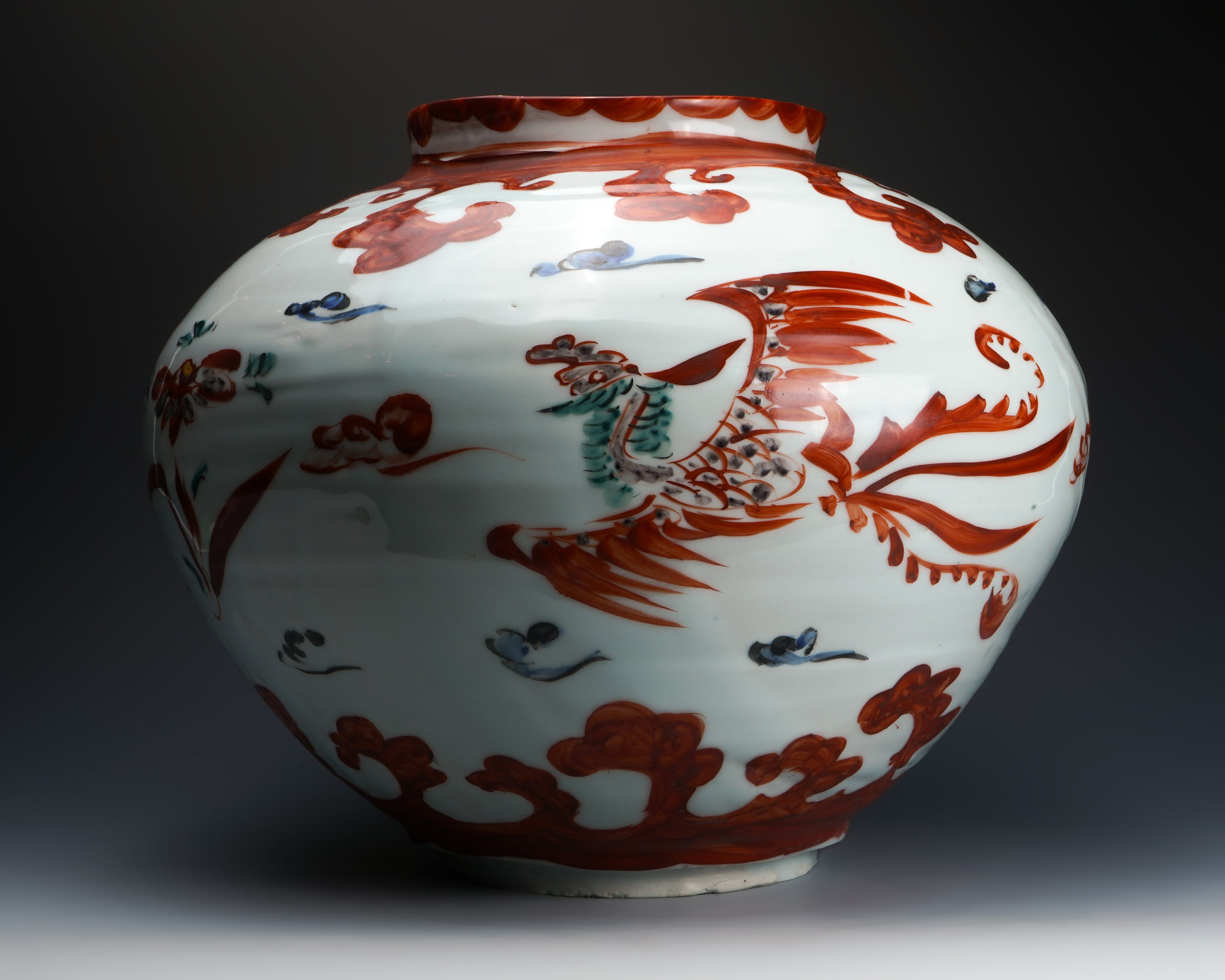 Tsuboshima Dohei 坪島 圡平, Large jar with phoenix design in Aka-e (red overglaze enamel), 2003 ...
