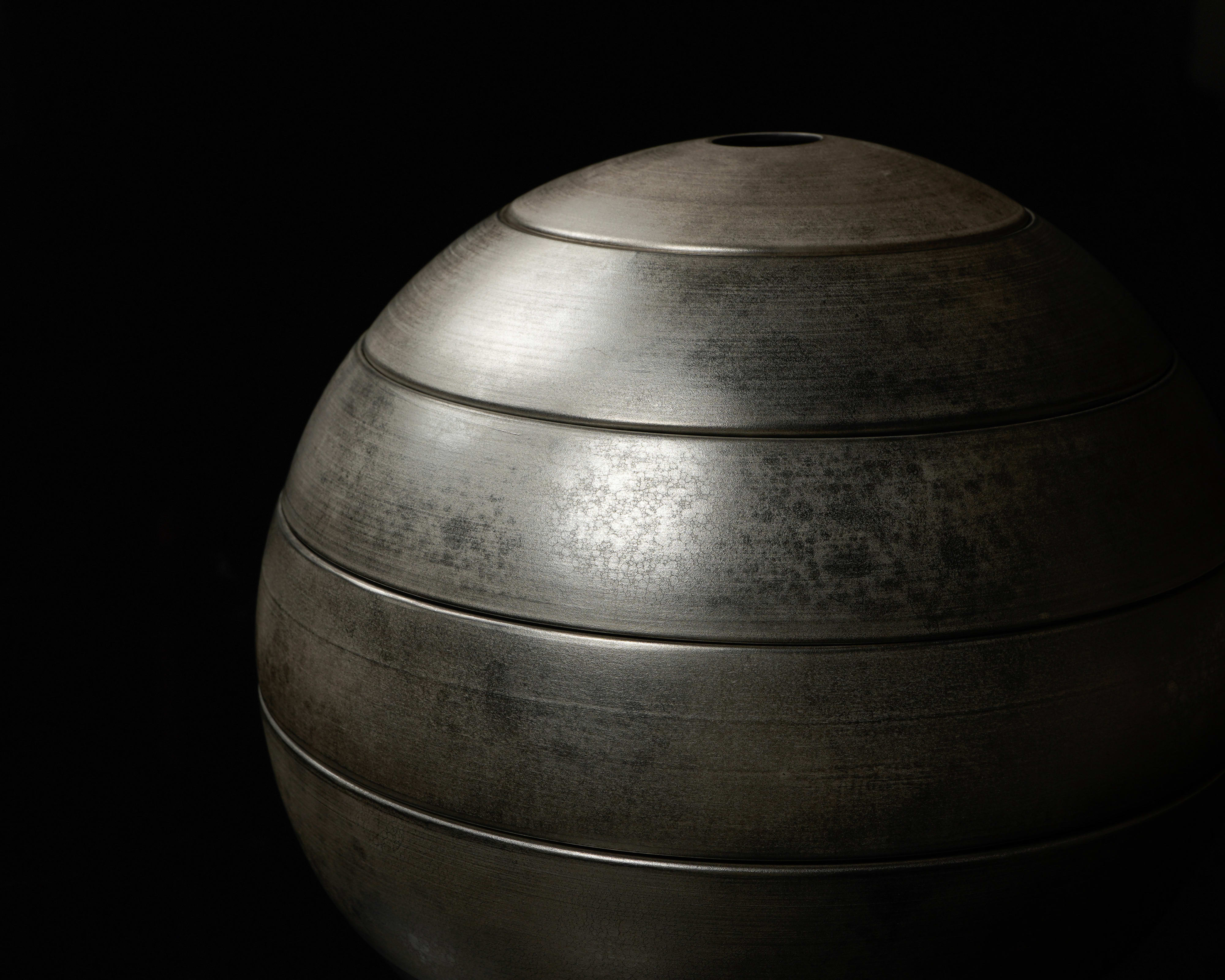 Terauchi Shinji 寺内信二, Five-tiered moon shaped box with silver 本銀彩 Moon ...