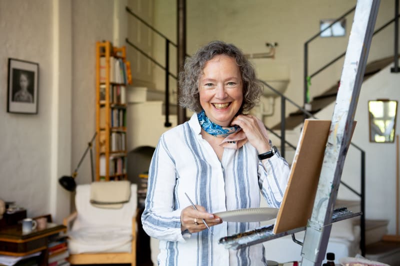 Maria Hall har gjort årets konstnärskopp | Galleri Glas