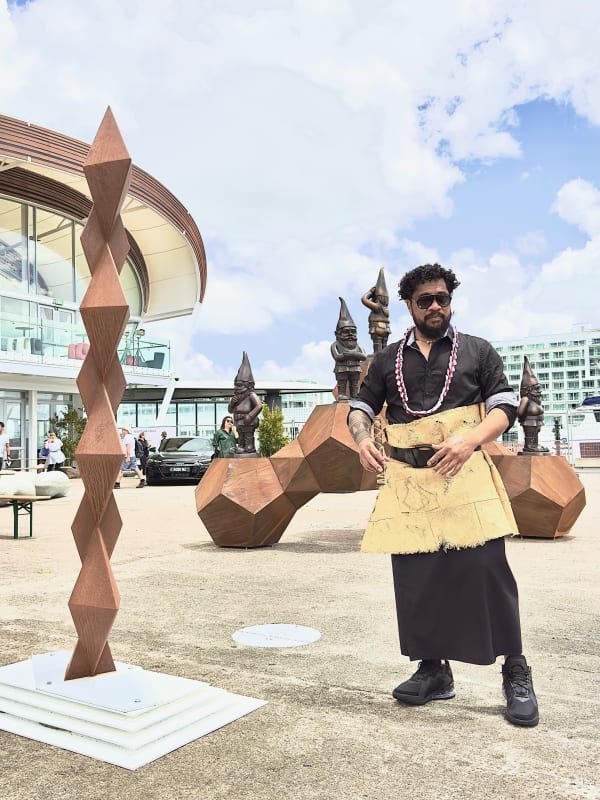 Sēmisi Fetokai Potauaine - Overview | Bergman Gallery