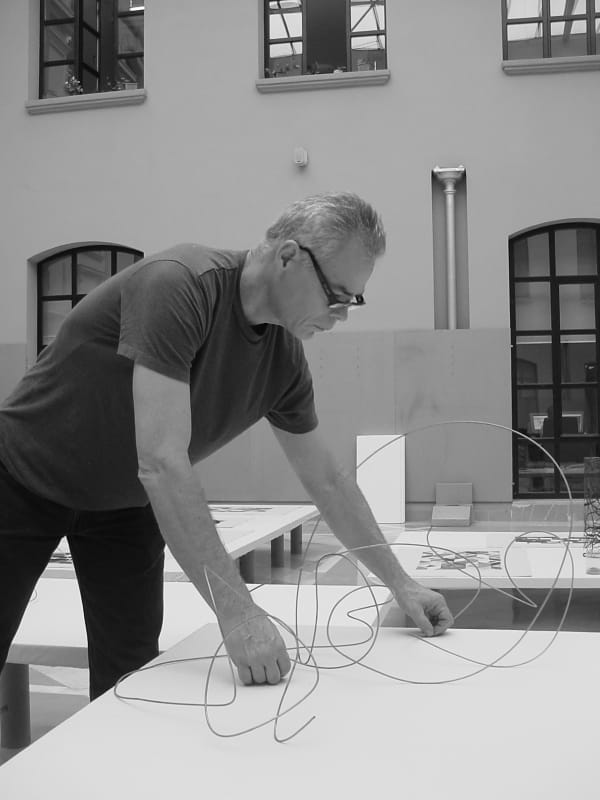 MIKE BERG - Biography | GALERİ NEV İSTANBUL